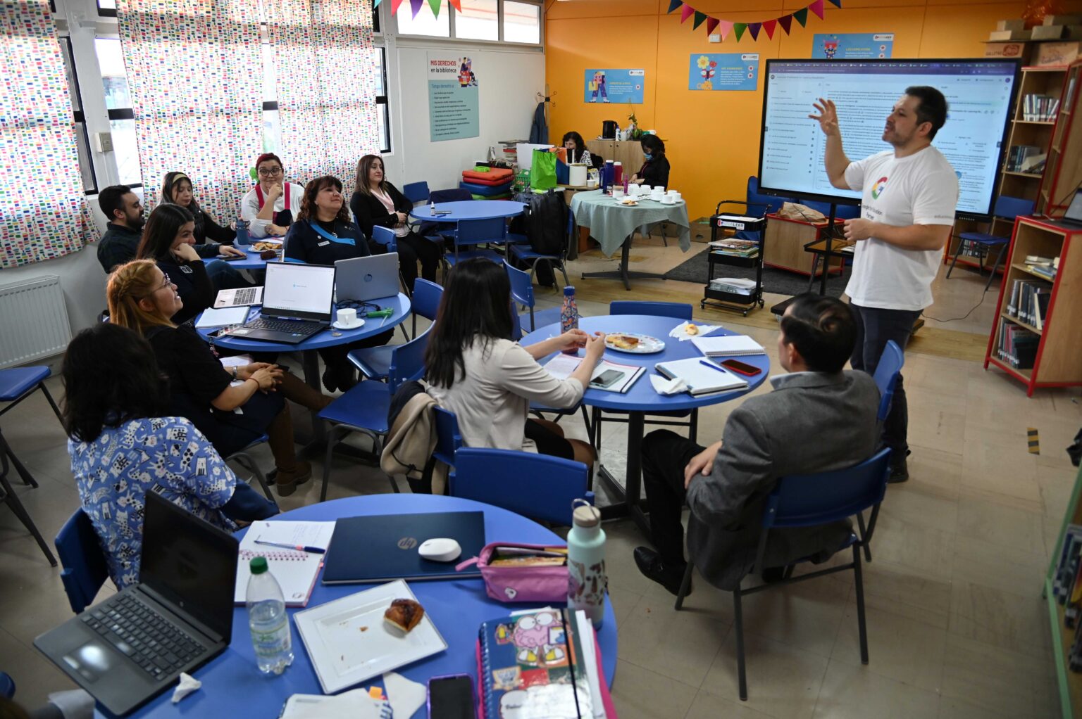 Comunidades educativas del SLEP Magallanes se capacitan en uso de ...